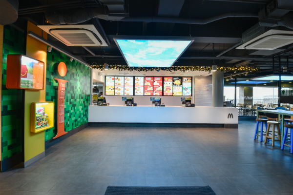 New McDonald's branch in Tagaytay has amazing view of Taal Lake | Coconuts