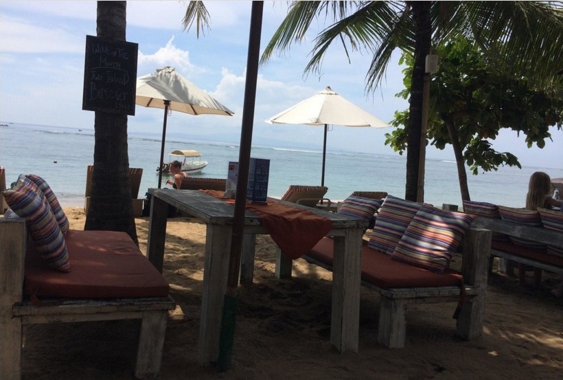 Eating out in Sanur: 10 family-friendly places with great food and ...