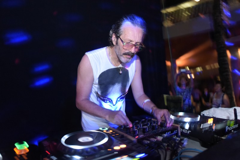 Photos: Grace Jones brings down the house during Bali debut at Potato ...