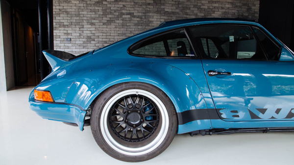 Renegade Japanese modder transforms classic Porsches in Bangkok (PHOTOS ...