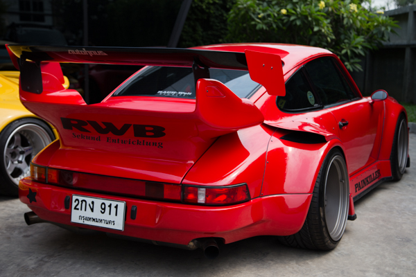 Renegade Japanese modder transforms classic Porsches in Bangkok (PHOTOS ...