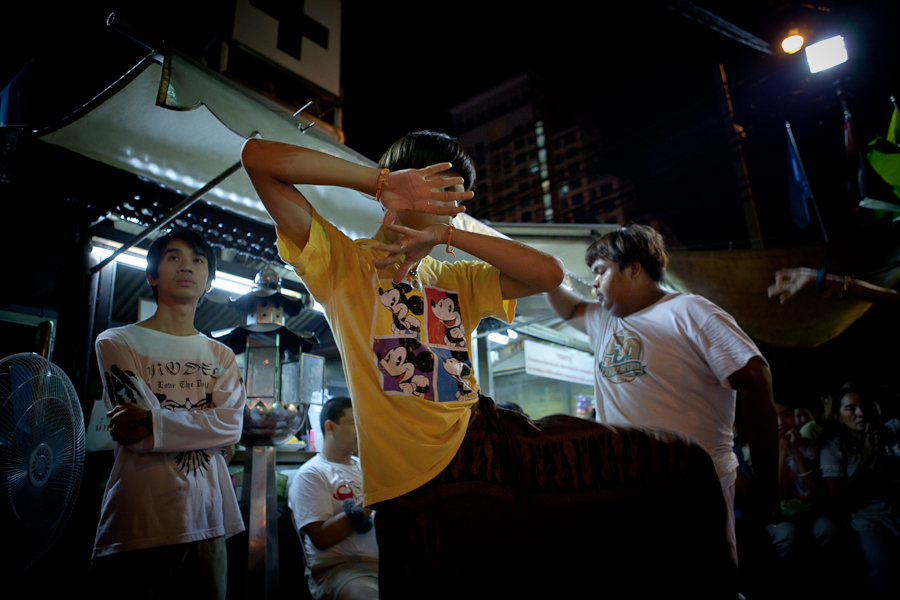 Photo Essay: Phra Pikanet Celebration | Coconuts