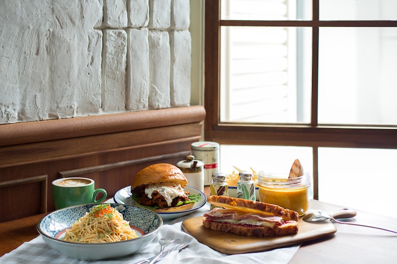 Check out new weekend brunch spot Noshery — a cafe by day and bar by ...