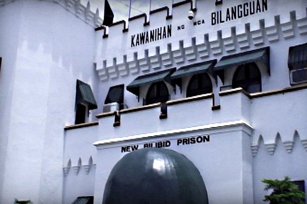 Bilibid gangs allegedly collect 'visitors' fees' | Coconuts