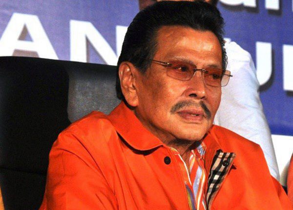 Erap tells Lim supporters at city hall that he's ready to accept their ...
