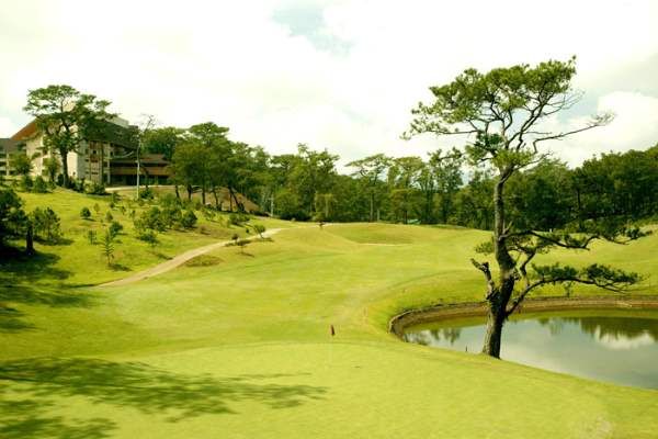 14-year-old boy drowns in Camp John Hay golf course lagoon | Coconuts