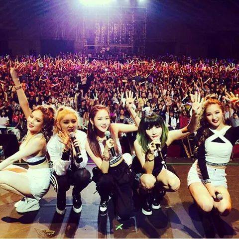 Thousands turn out for K-Pop band 4Minute's Yangon debut | Coconuts
