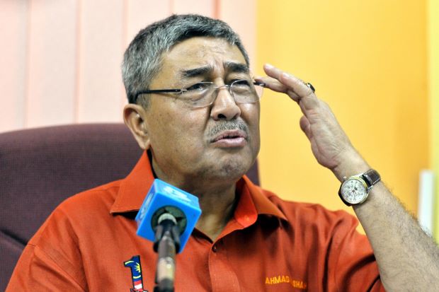 Mukhriz: Don’t fall asleep, Ahmad Bashah | Coconuts