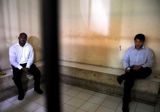 Bali 9 Australians on Indonesian death row moved to execution island ...