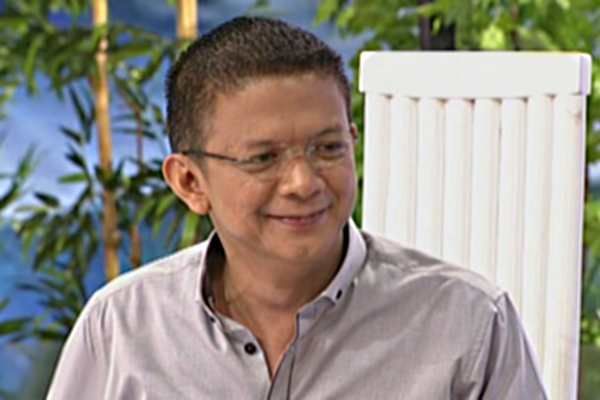 Chiz visits 'pork scam senators' Jinggoy, Bong, and JPE | Coconuts