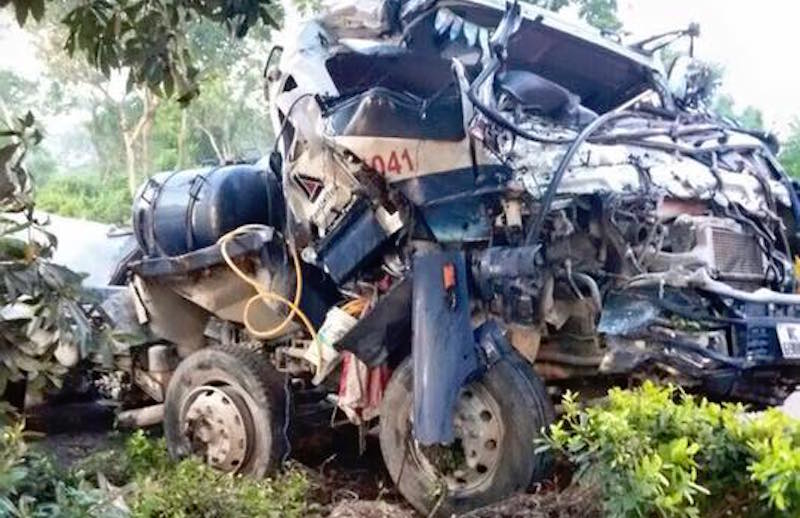SLE towards CTE closed after cement mixer crashed into centre divider ...