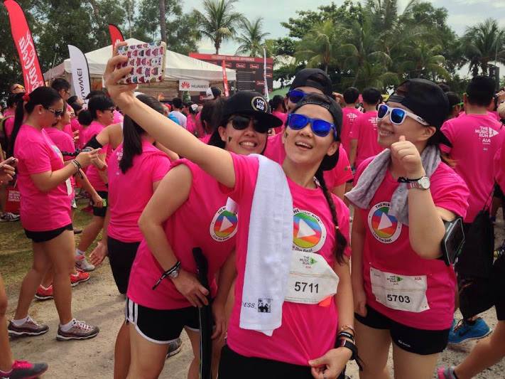 Groufie campaign breaks Instagram services, sets new Singapore record ...