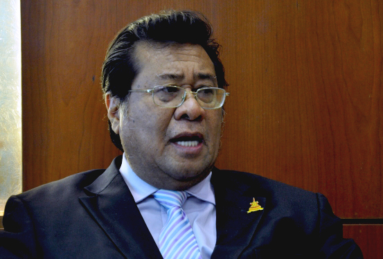 After expuslion from PKR, rumours that Selangor Menteri Besar Tan Sri ...