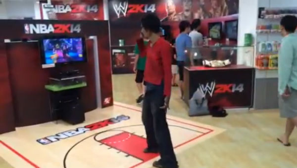 Video: Man breaks it down to Carly Rae Jepsen at Funan Digitalife Mall ...