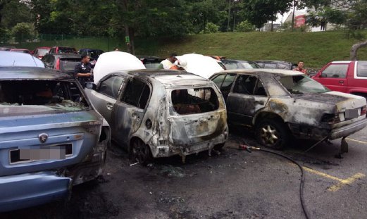Three cars burn down at Miharja LRT station, foul play suspected | Coconuts