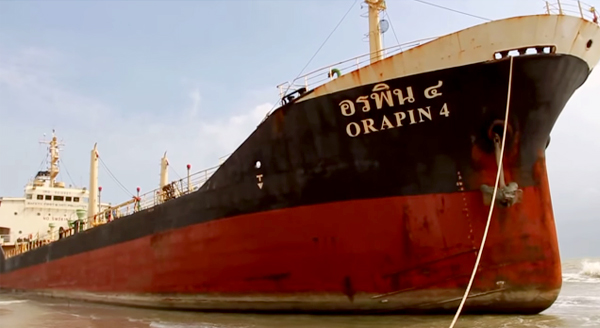 Thai oil tanker released by pirates, returns home | Coconuts