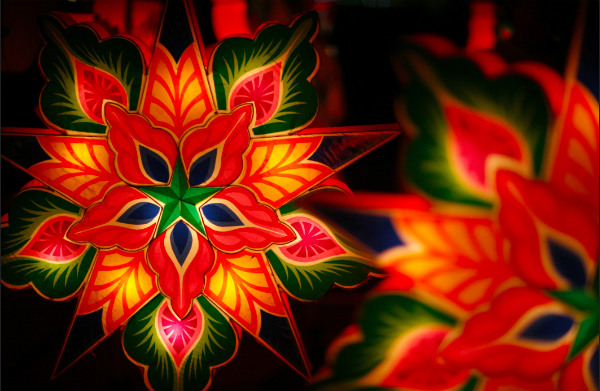 Look: Giant 'parols' in Singapore to mark start of Christmas season ...