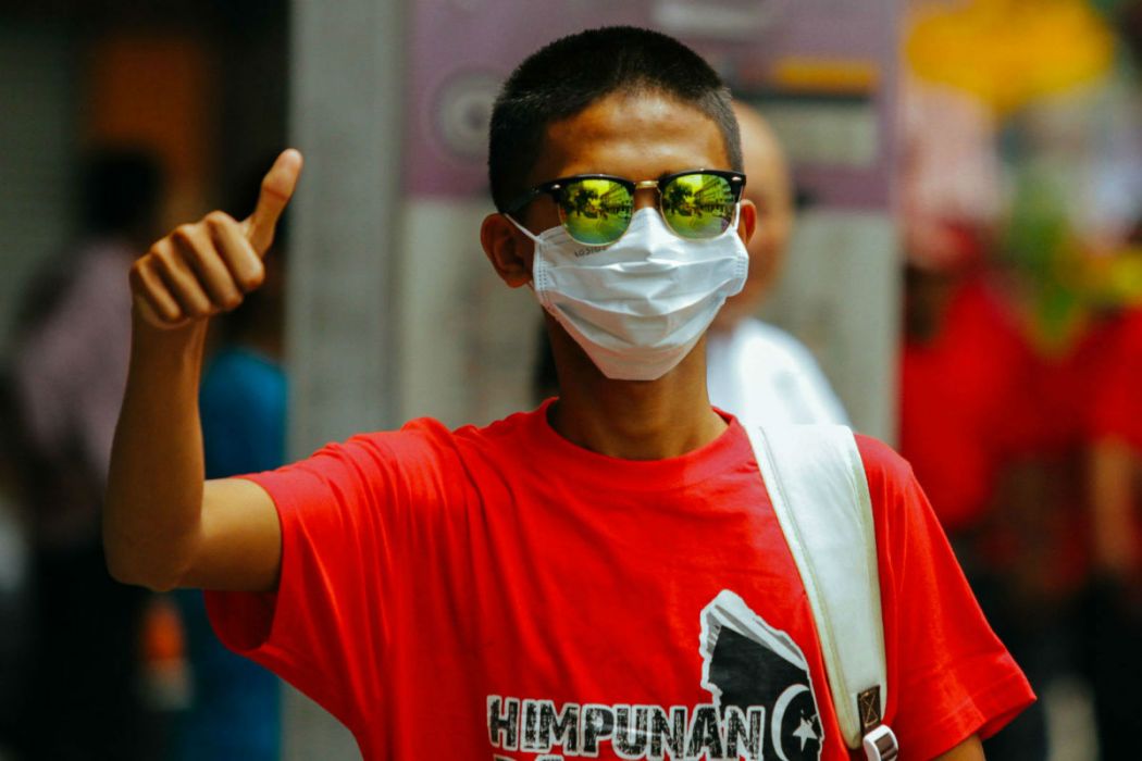 20 Red Shirts showed up to protest the international Freemason ...