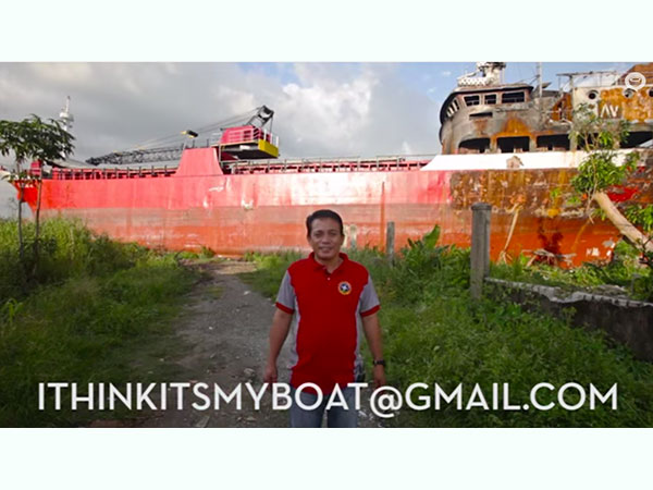 Is this your boat? Mystery vessel from Yolanda storm blocks this house ...