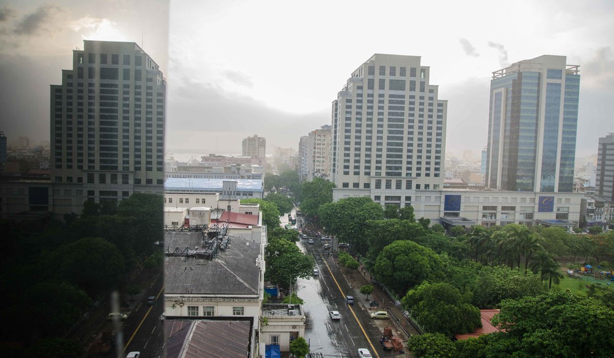 Tamwe woman hospitalised after jumping from sixth-floor apartment ...