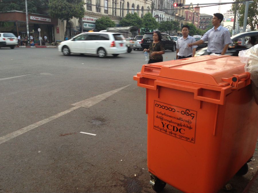 Yangon trashes plan to privatize garbage collection: official | Coconuts