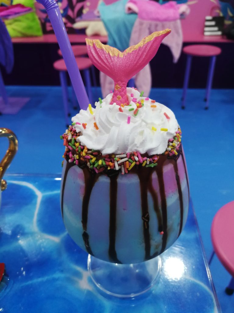 Under the Sea: Bangkok’s new Mermaid Cafe lets visitors frolic like ...