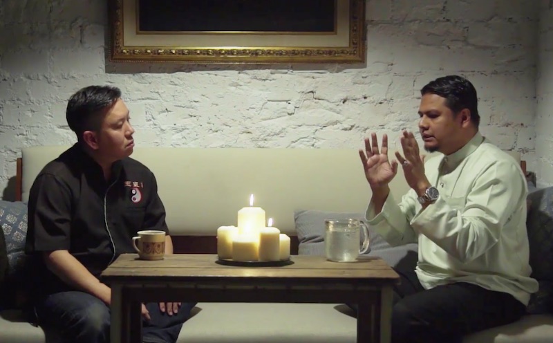 WATCH: A Muslim cleric and a Taoist exorcist trading ghost stories with ...