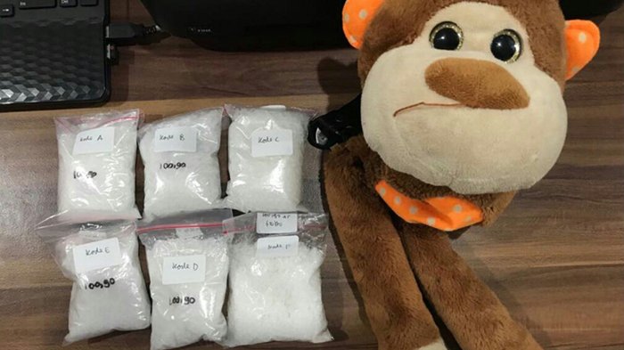 Bali Police arrest woman in Kuta after finding half kilo of meth in ...