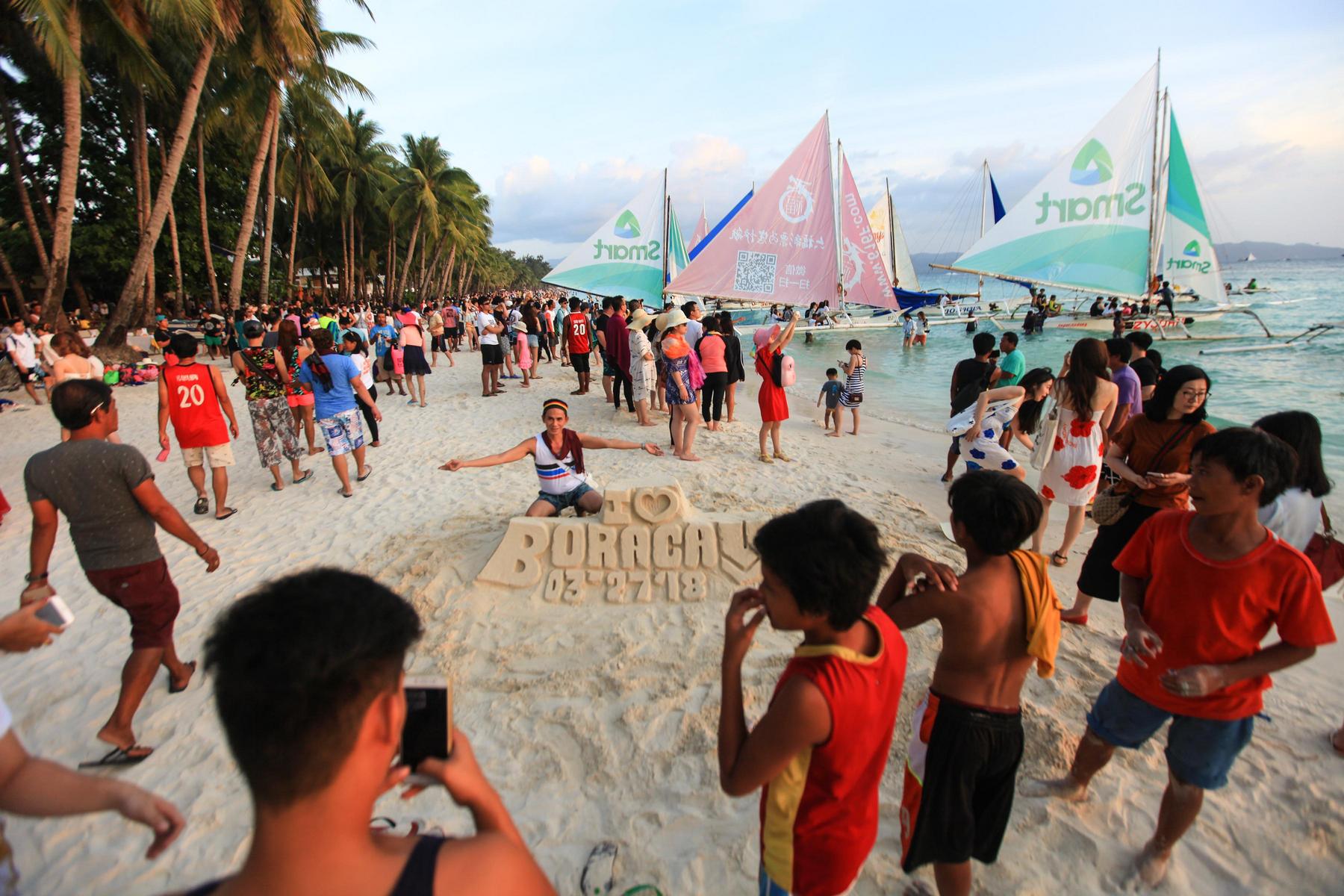 PARTY'S OVER: Smoking, drinking to be banned in parts of Boracay | Coconuts