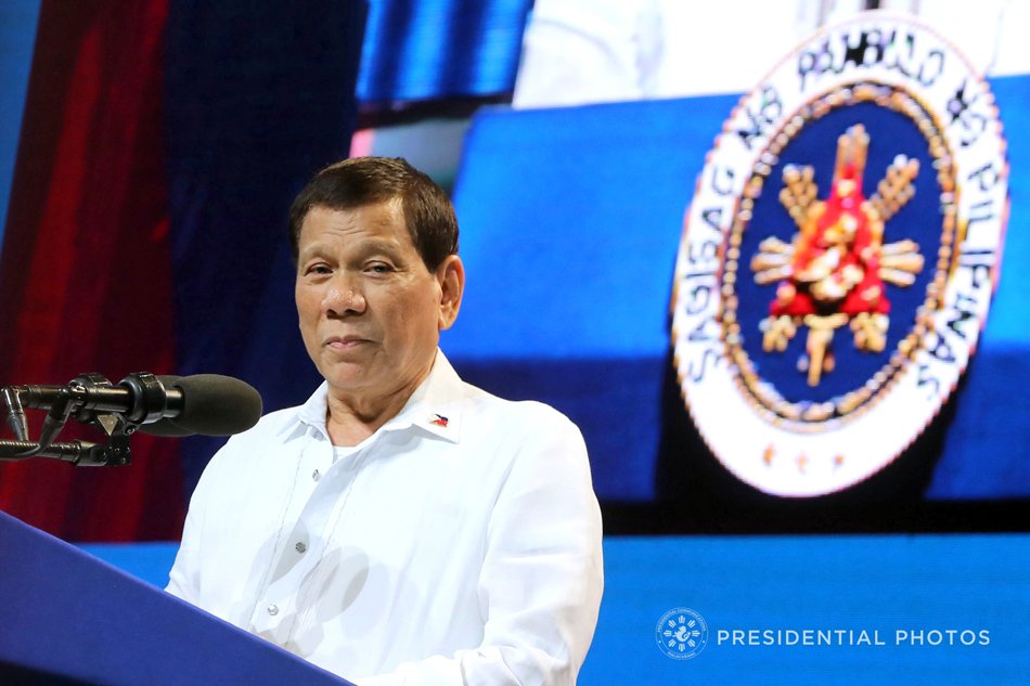 Netizens slam video of Duterte impersonator in evacuation center | Coconuts