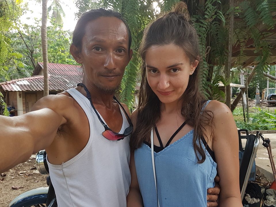 Thai ‘caveman’ goes viral after sharing romantic story of how he ...