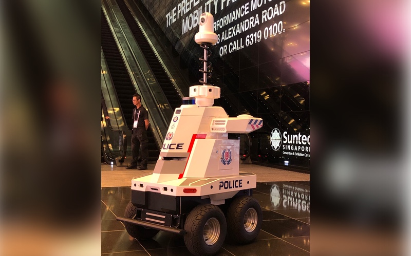 'Robocop' deployed on patrol at ASEAN summit in Singapore; looks more ...