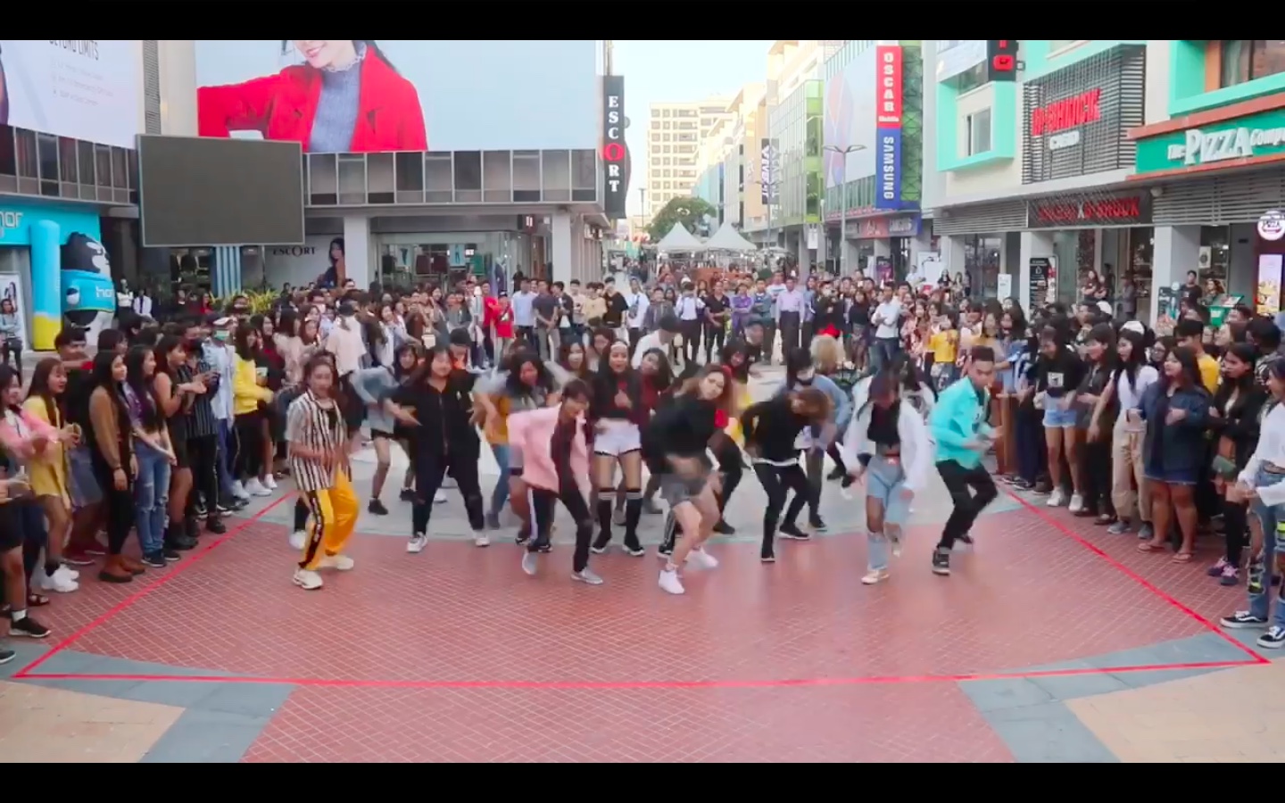 Viral: K-pop 'random-play' flash mob captures imagination of Myanmar ...