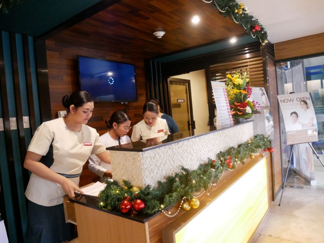 Review: Specialist skin treatments at AesthetiQ Wellness and Spa | Coconuts