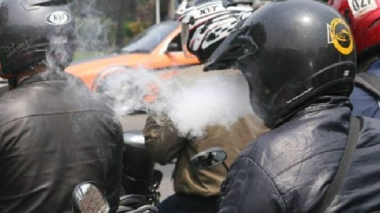 Jakarta Police begin crackdown on smoking motorcyclists, 652 ticketed ...