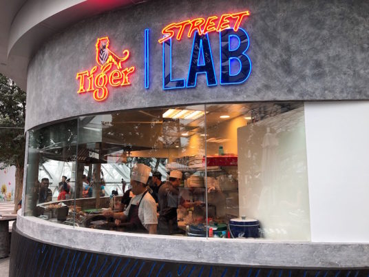 Top things to do at Jewel Changi Airport: Where to eat, shop, and be ...