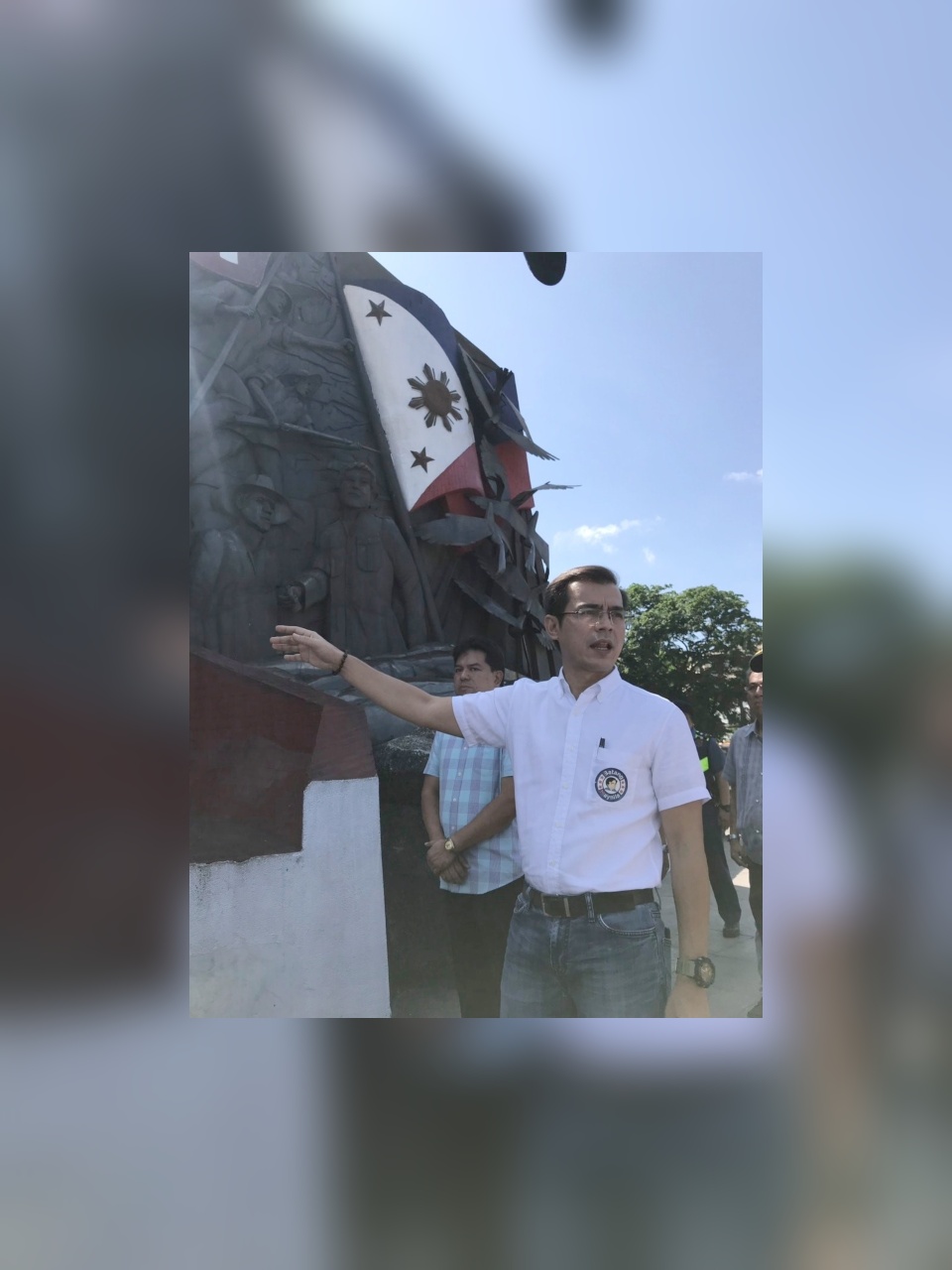 Oh sh*t: Manila Mayor Isko Moreno steps in human feces in Bonifacio ...