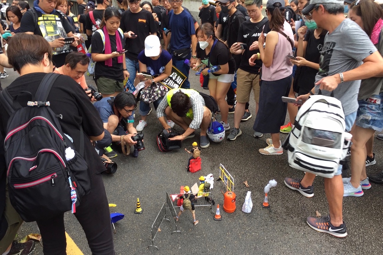 A Mass Movement, Writ Small: Hobbyists create detailed protest scenes ...