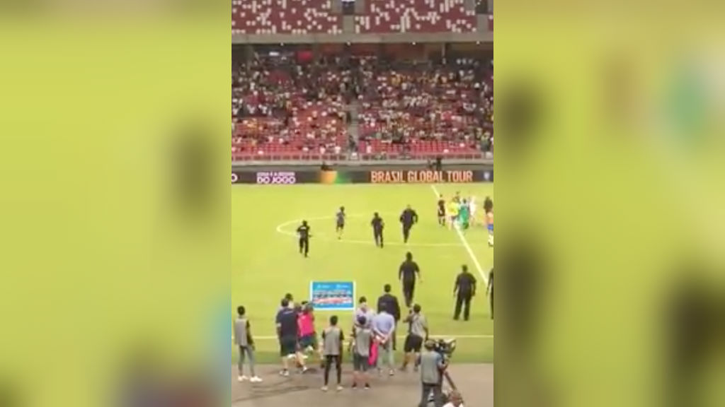 Man rushes football field during Brazil-Senegal match, leads security ...