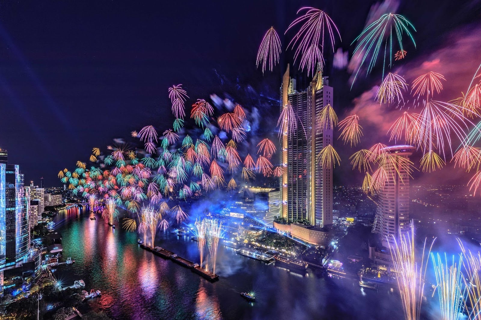 ICONSIAM Bangkok Countdown 2020: Celebrate New Year’s in Thailand here ...