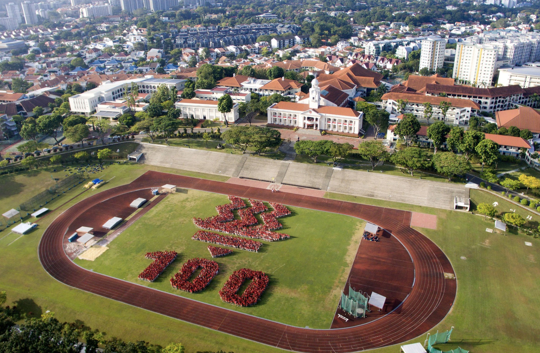 Hwa Chong Institution tells students not to discuss politics online ...