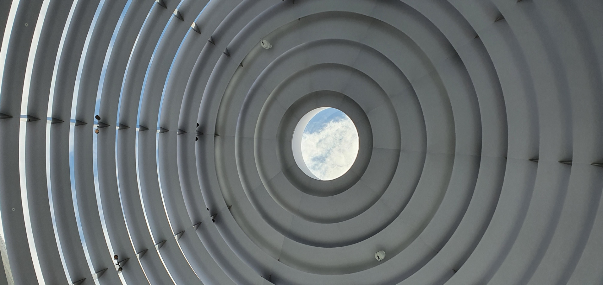 In pictures: Journey to the new Apple’s core at Marina Bay Sands | Coconuts