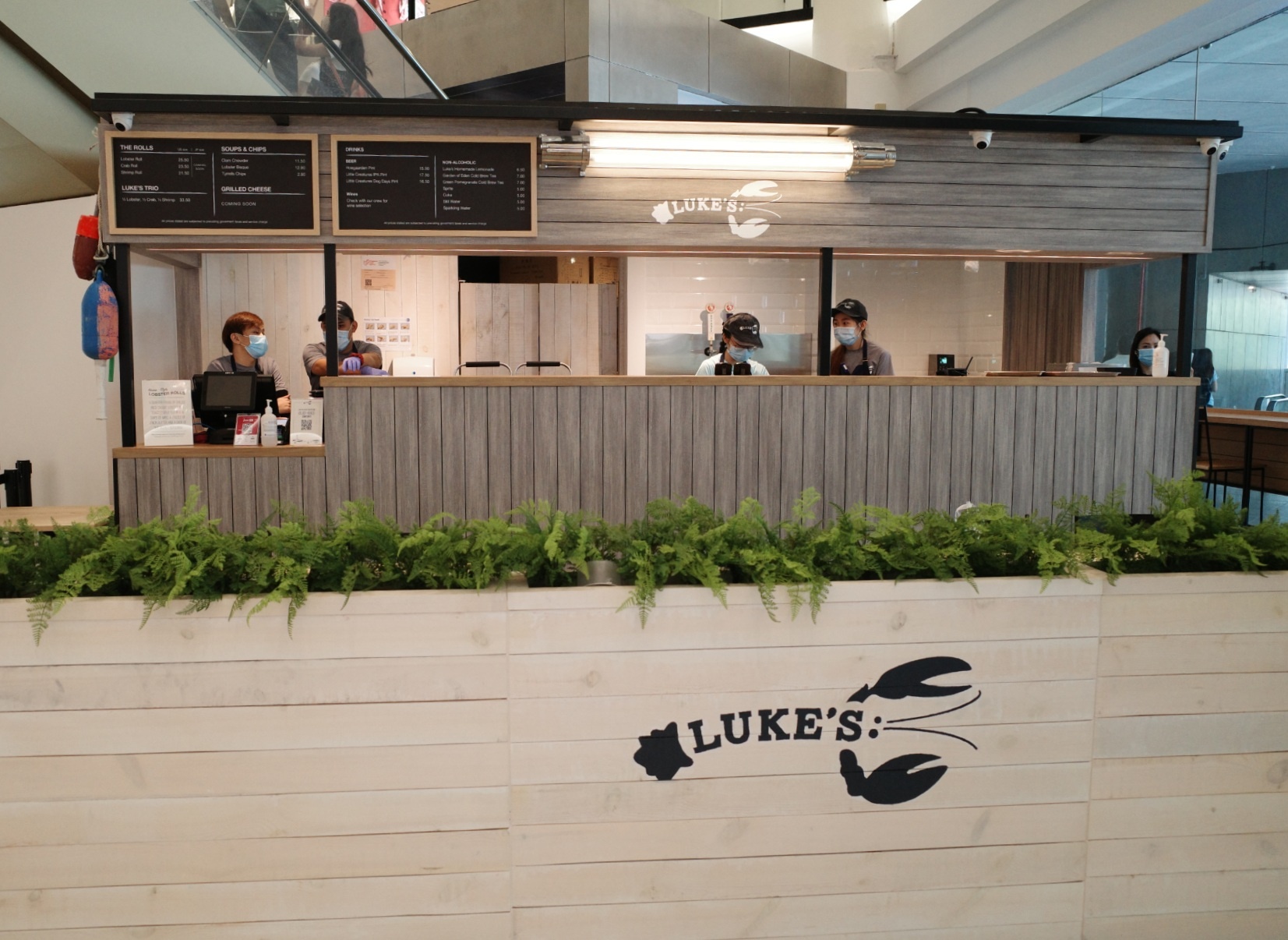 Roll with this: Luke’s Lobsters brings Maine grub to a Singapore shack ...