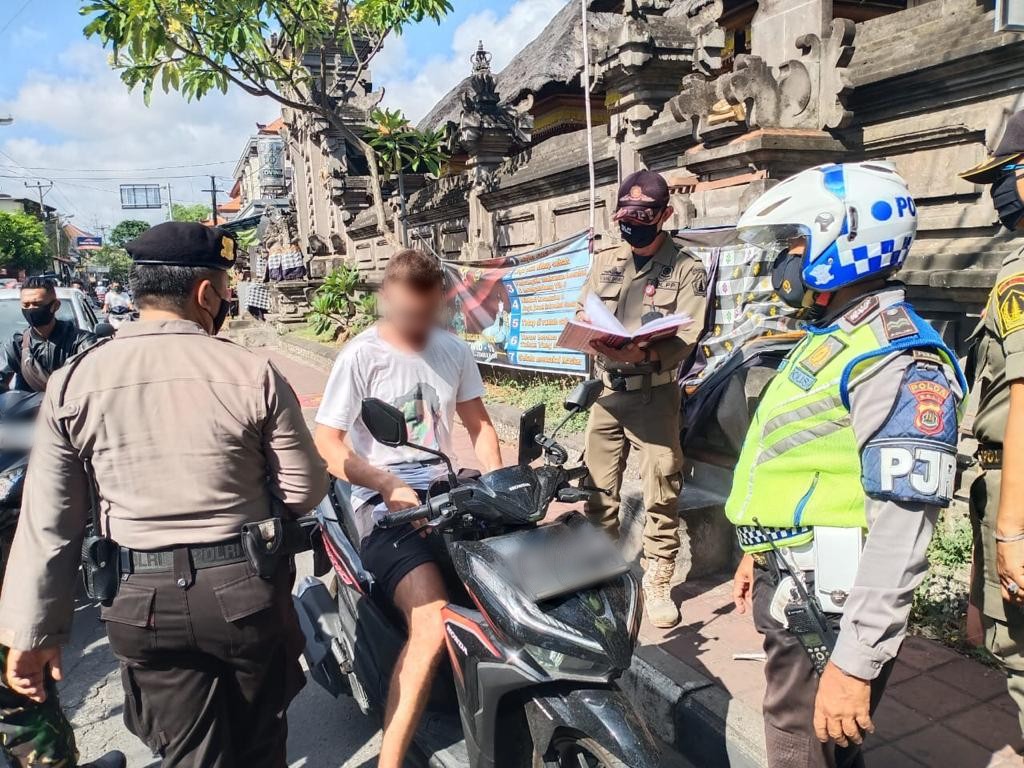 Hundreds caught violating Bali’s mandatory mask rule in Badung regency ...