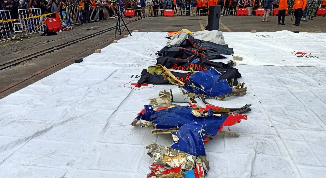 74 body bags from SJ-182 crash site sent for identification | Coconuts