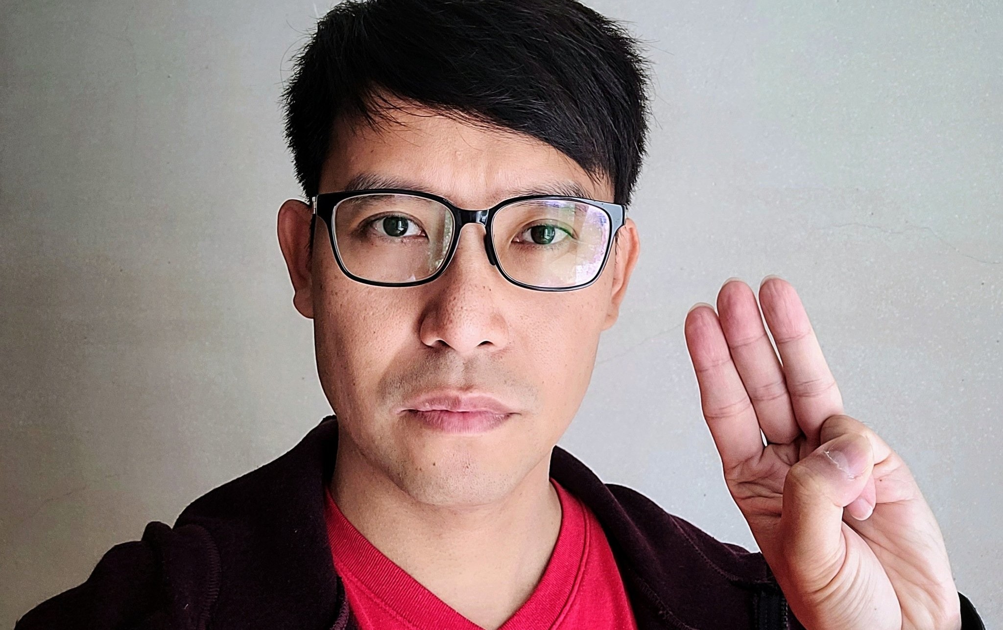 Roy Ngerng asks the internet for help paying off PM Lee Hsien Loong ...