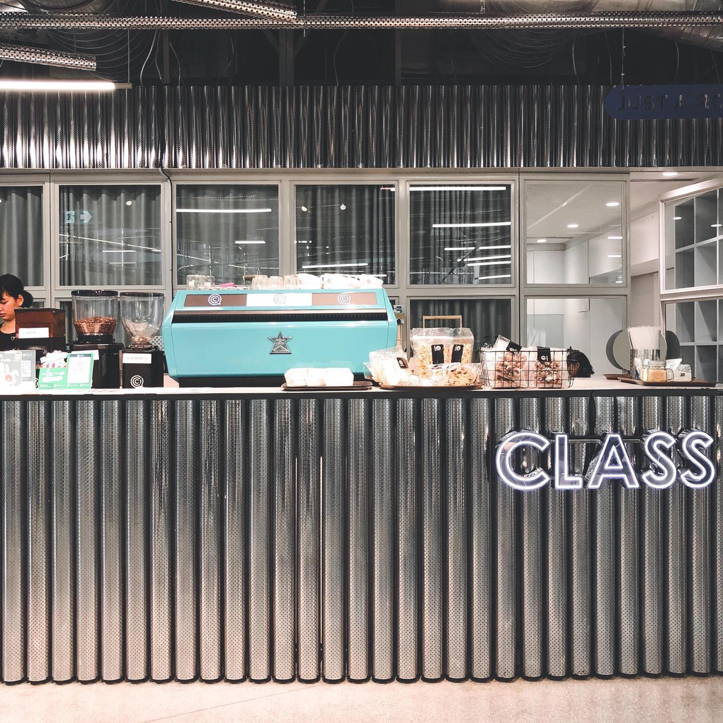 Juice for jabs: Cafe chain offers Thailand’s first giveaway for the ...