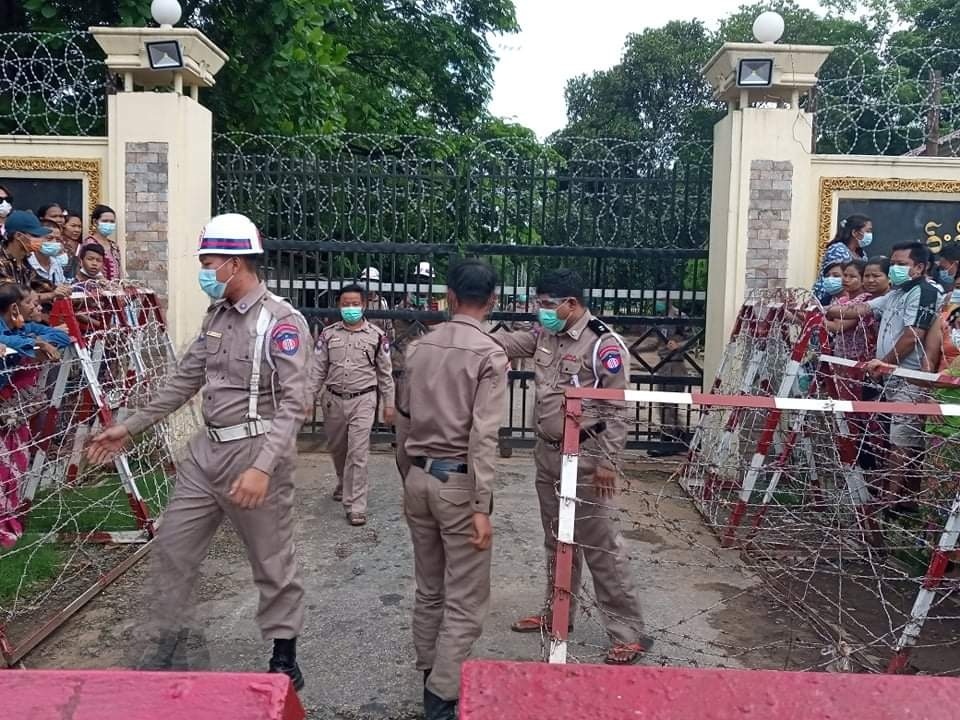 Prison Defiance: Protest erupts at Yangon’s notorious Insein Prison ...