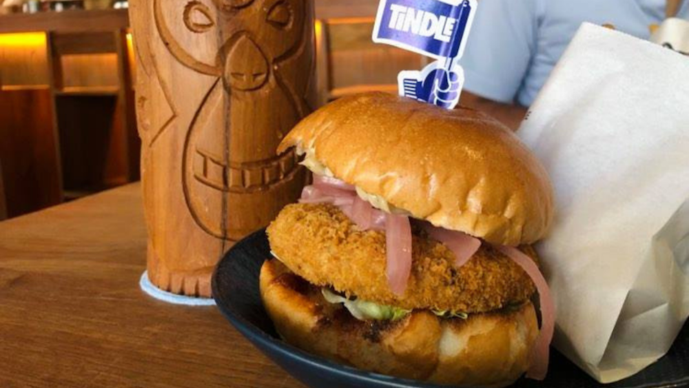 Review: Plant-based chicken TiNDLE burgers at Potato Head | Coconuts
