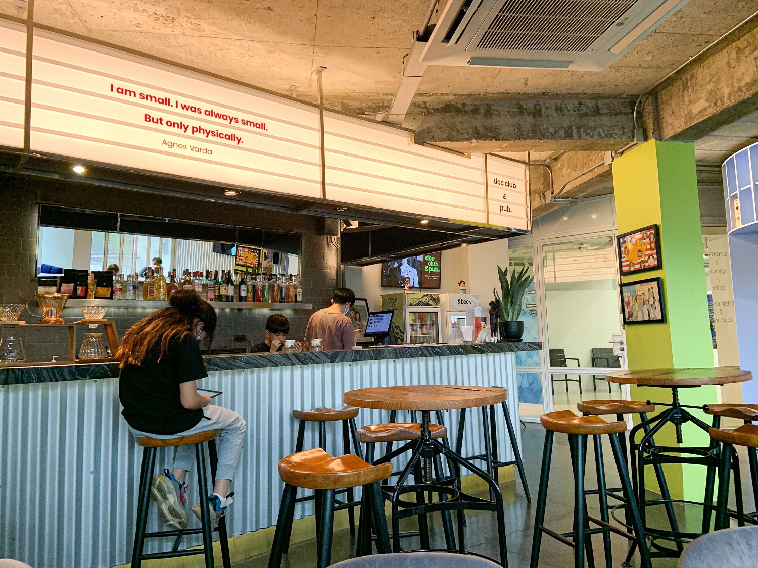 Preview ‘Doc Club & Pub,’ Bangkok’s new cinematic lease on life (Photos ...